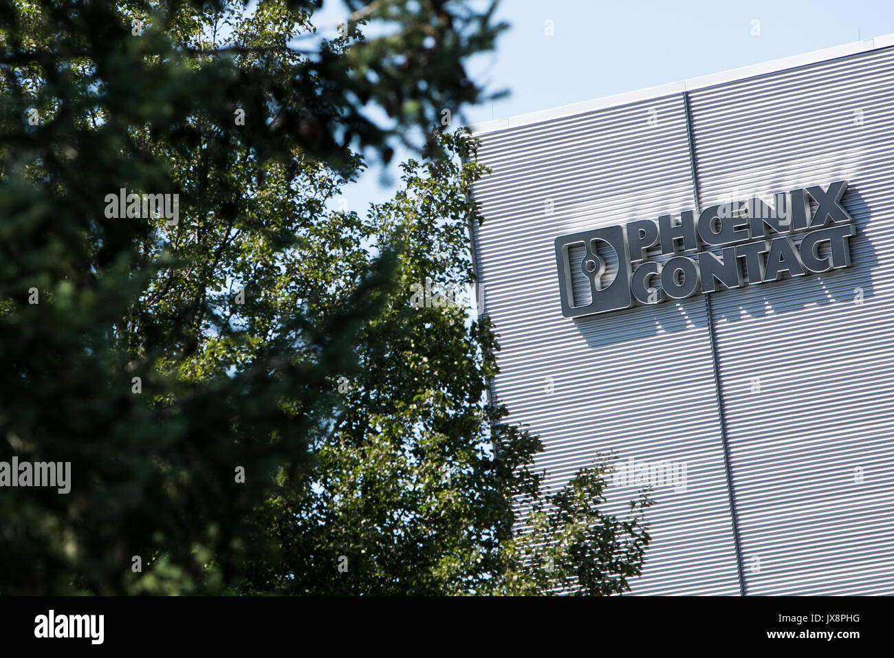 Phoenix contact logo hi-res stock photography and images - Alamy