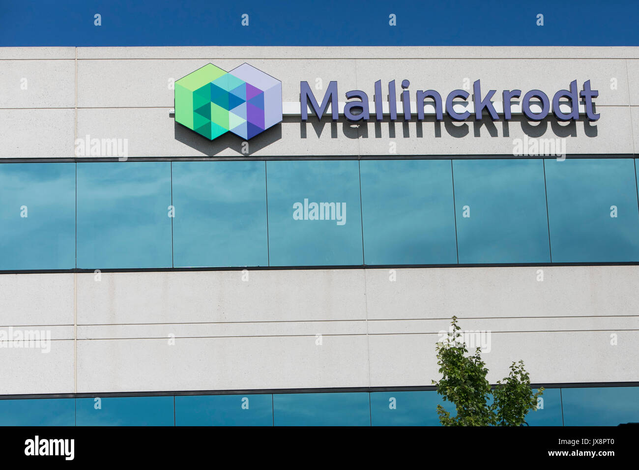 Mallinckrodt logo hi-res stock photography and images - Alamy