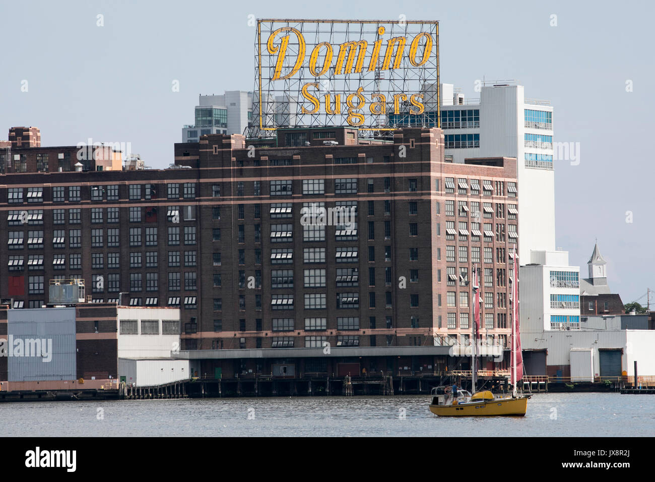 Baltimore domino sugar sign hi-res stock photography and images - Alamy