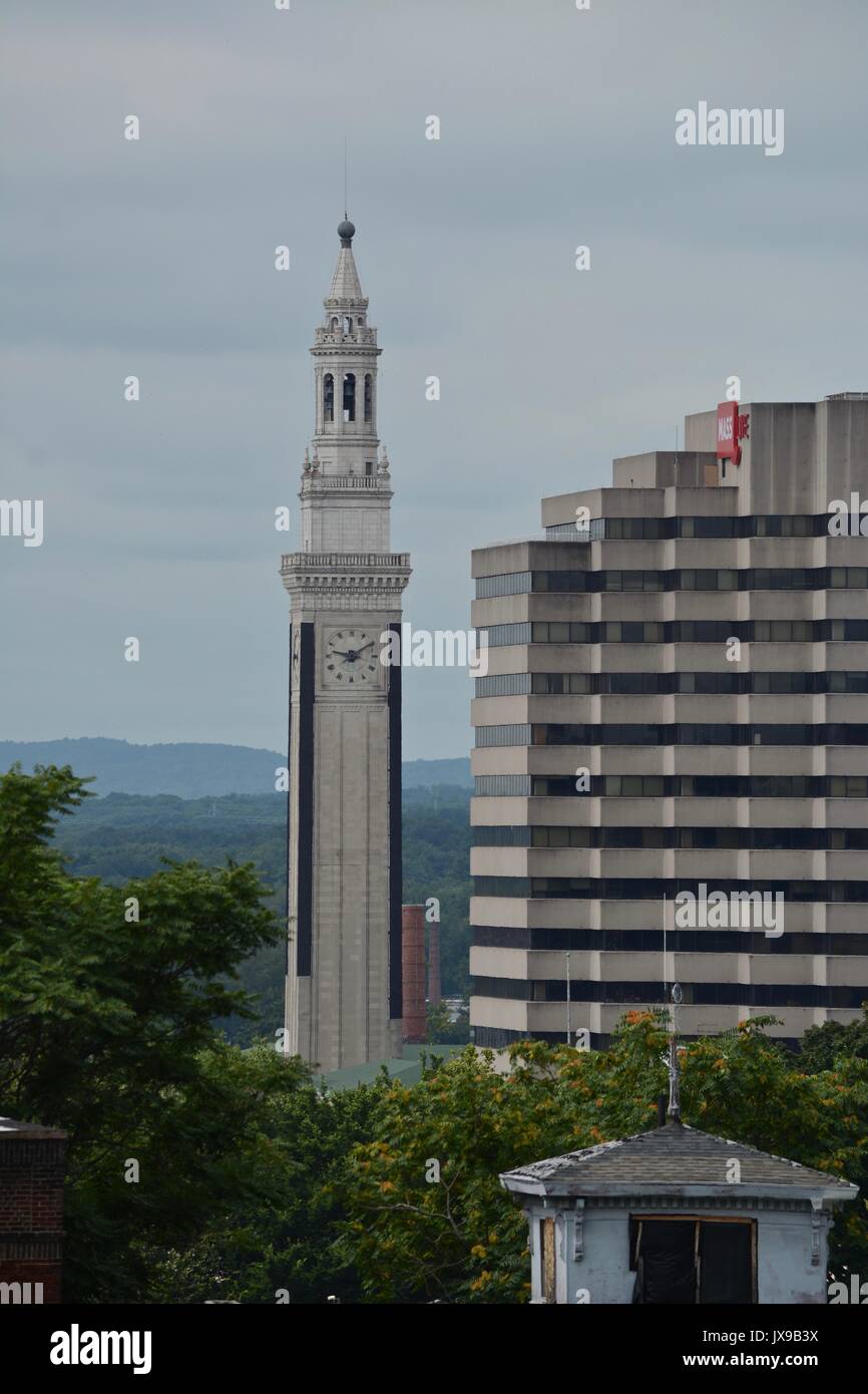 The iconic Springfield Campanile clock tower Stock Photo - Alamy