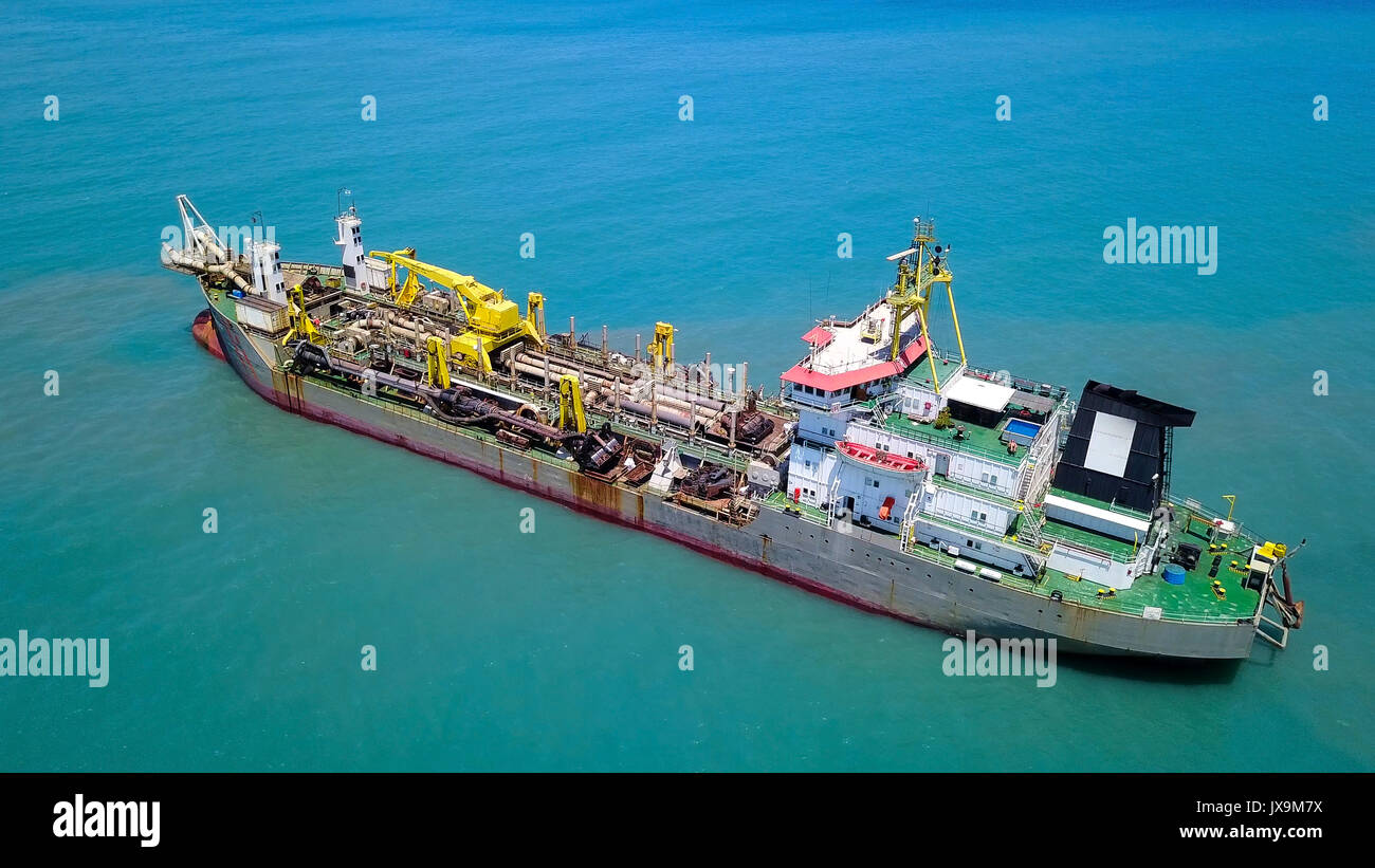 Cutter suction dredger hi-res stock photography and images - Alamy