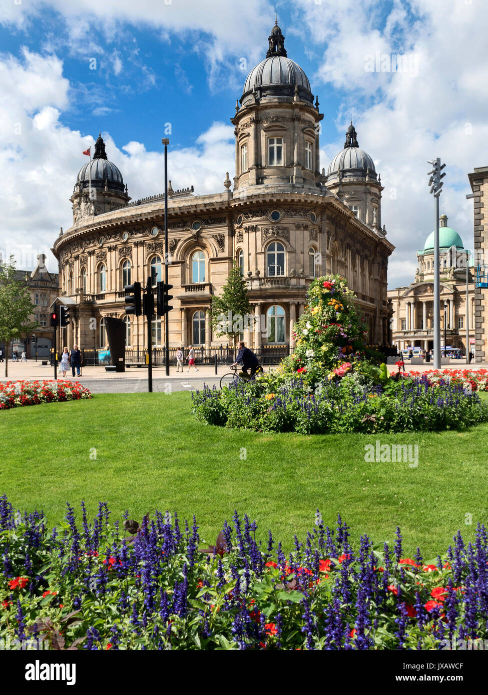 Hull Maritime Museum from Queens Gardens Hull Yorkshire England Stock ...