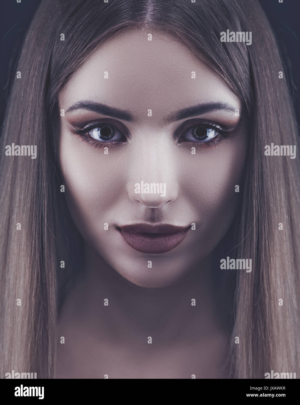 Bauty and fashion. Fashionable feamale portrait Stock Photo - Alamy