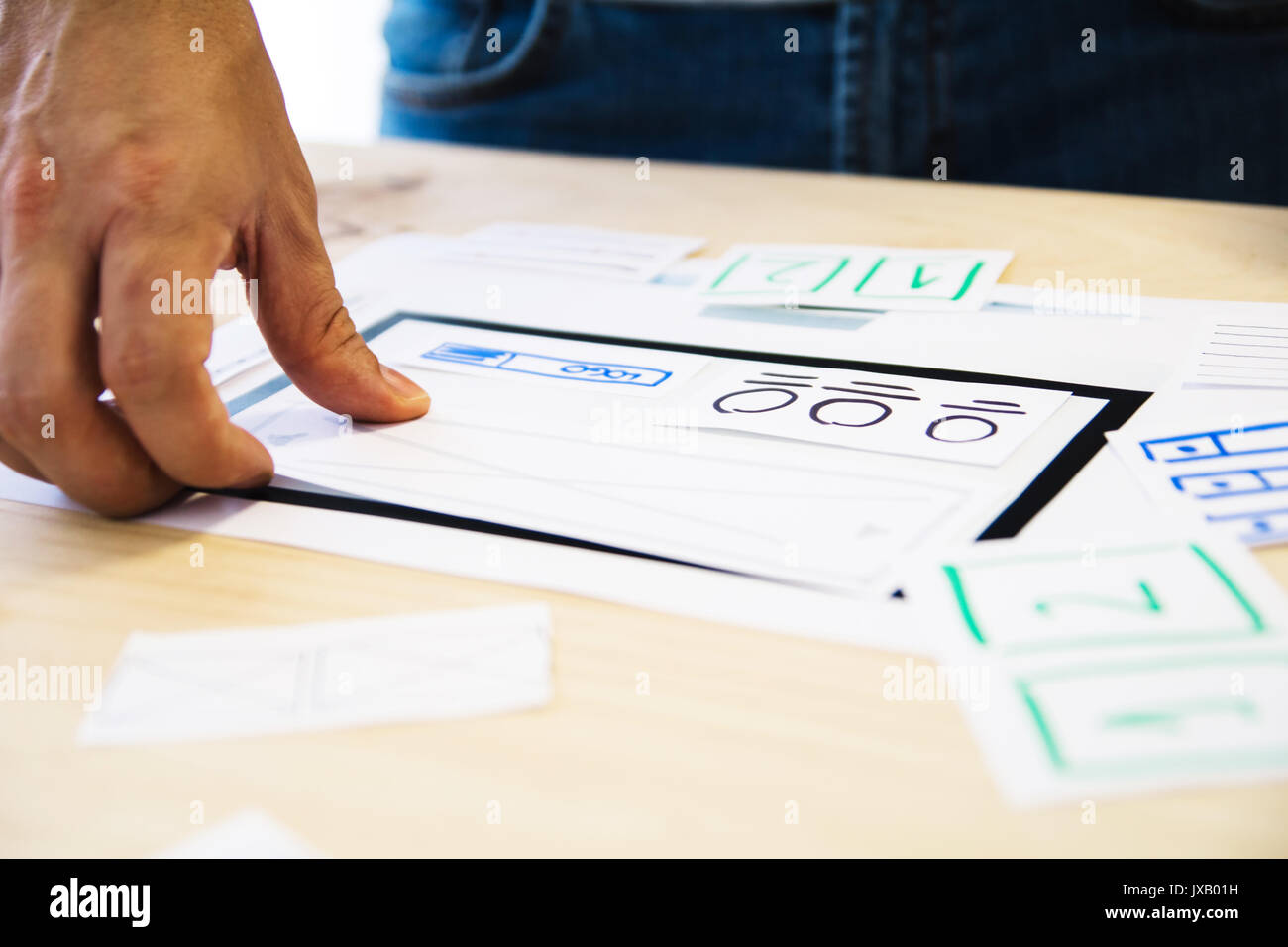 Responsive web design management programming hi-res stock photography ...