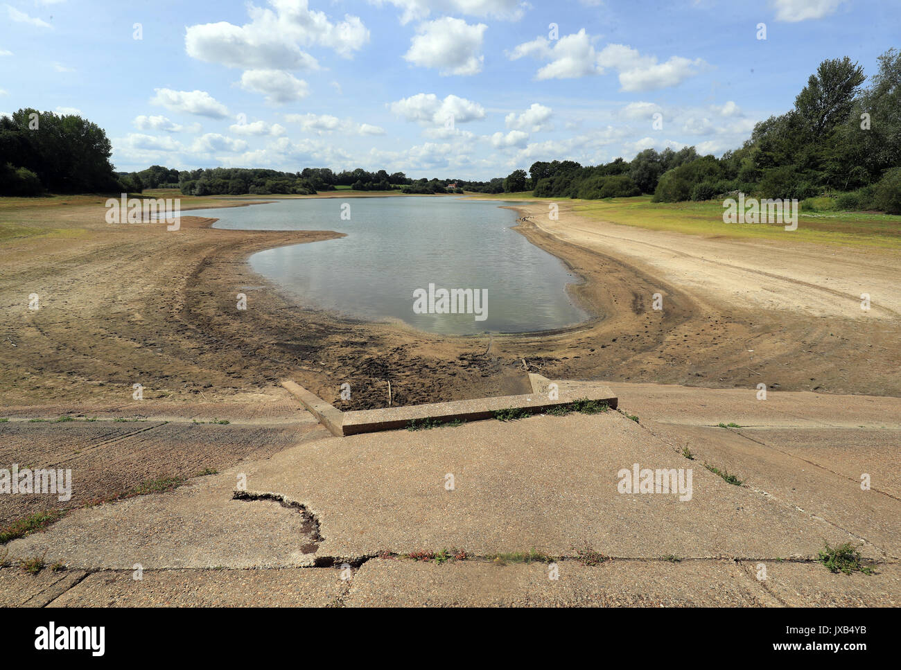 Bewl water levels hi-res stock photography and images - Alamy