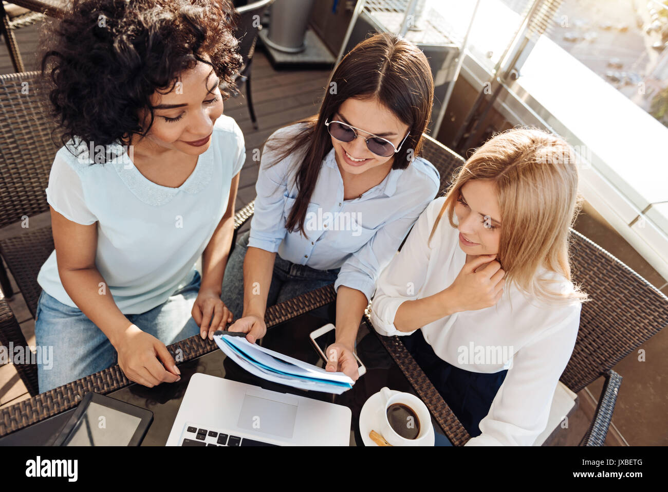 Working women concept attractive hi-res stock photography and images ...