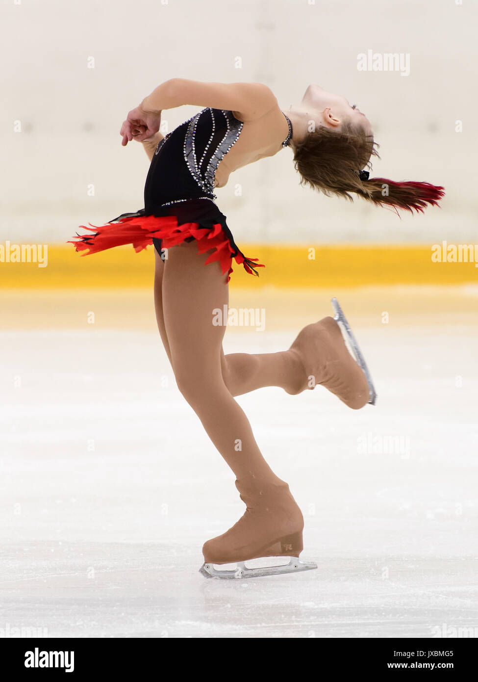 Women single skating hi-res stock photography and images - Alamy
