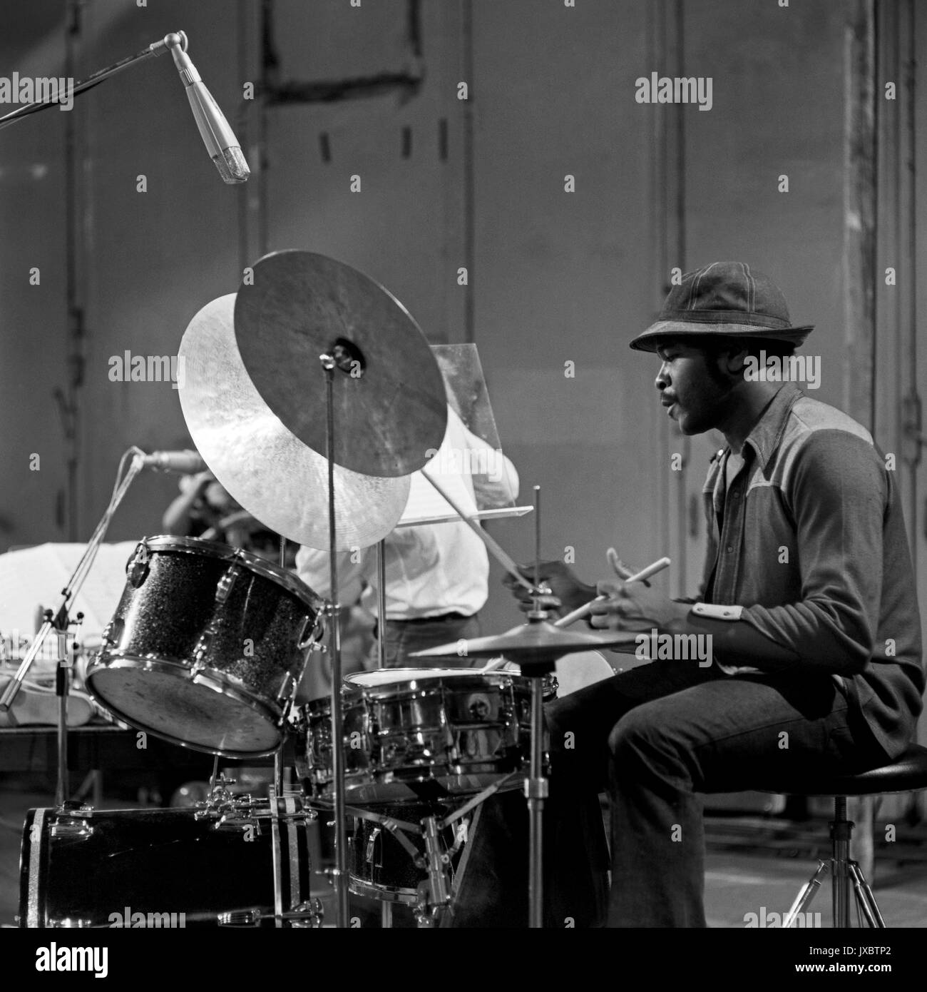 Alphonse mouzon hi-res stock photography and images - Alamy