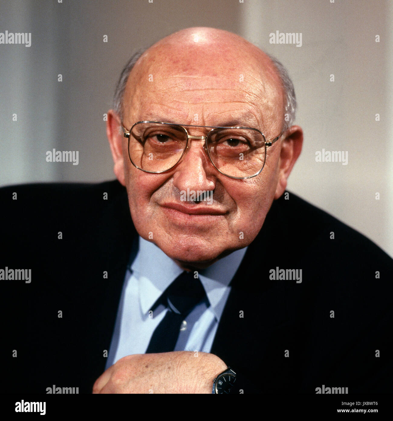 Reich ranicki hi-res stock photography and images - Alamy