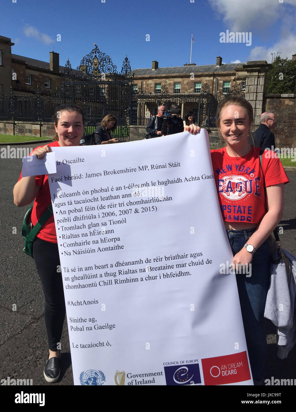 An Irish language protest takes place at gates of Hillsborough Castle ...