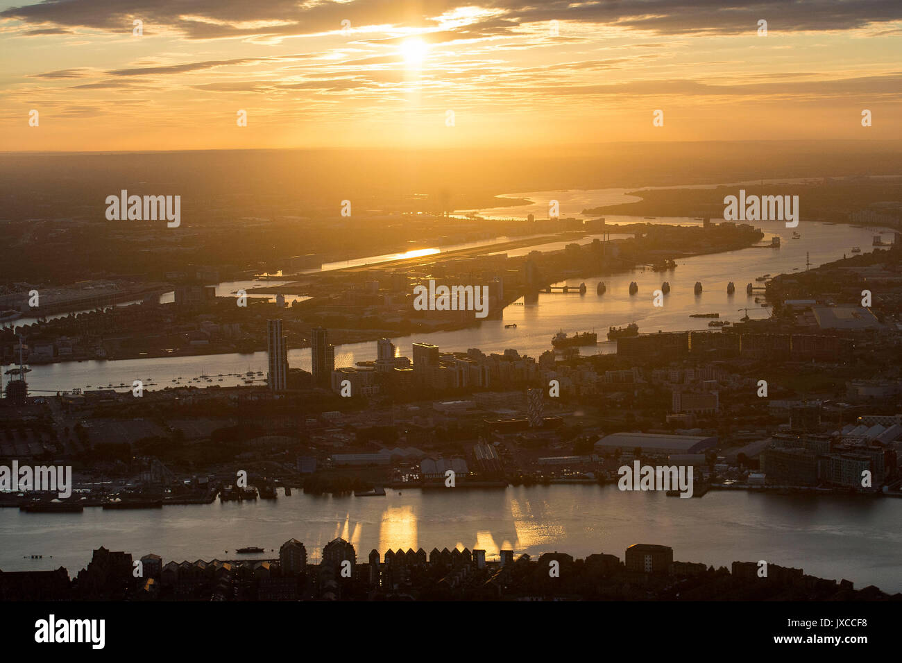 Thames estuary aerial hi-res stock photography and images - Alamy