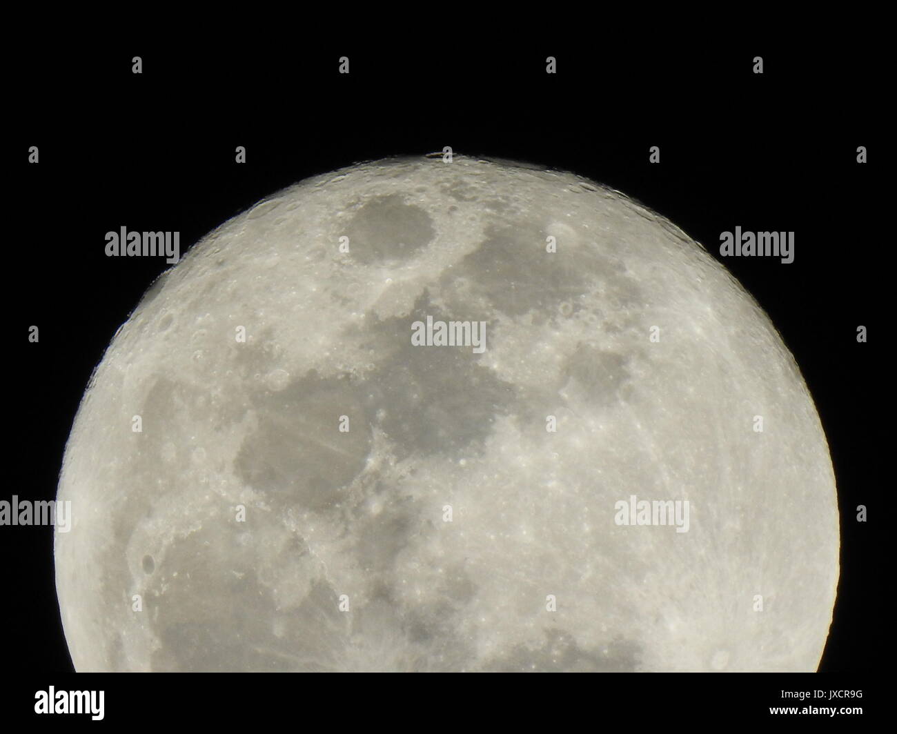 Zoom picture of the moon hi-res stock photography and images - Alamy