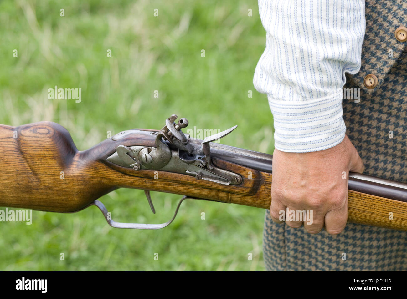 Muzzle loading gun hi-res stock photography and images - Alamy