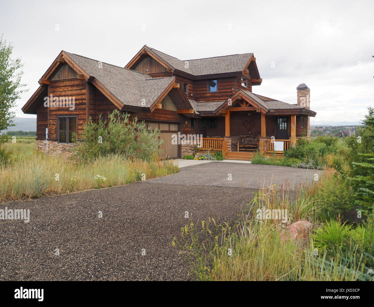 Modern rustic exterior hi-res stock photography and images - Alamy