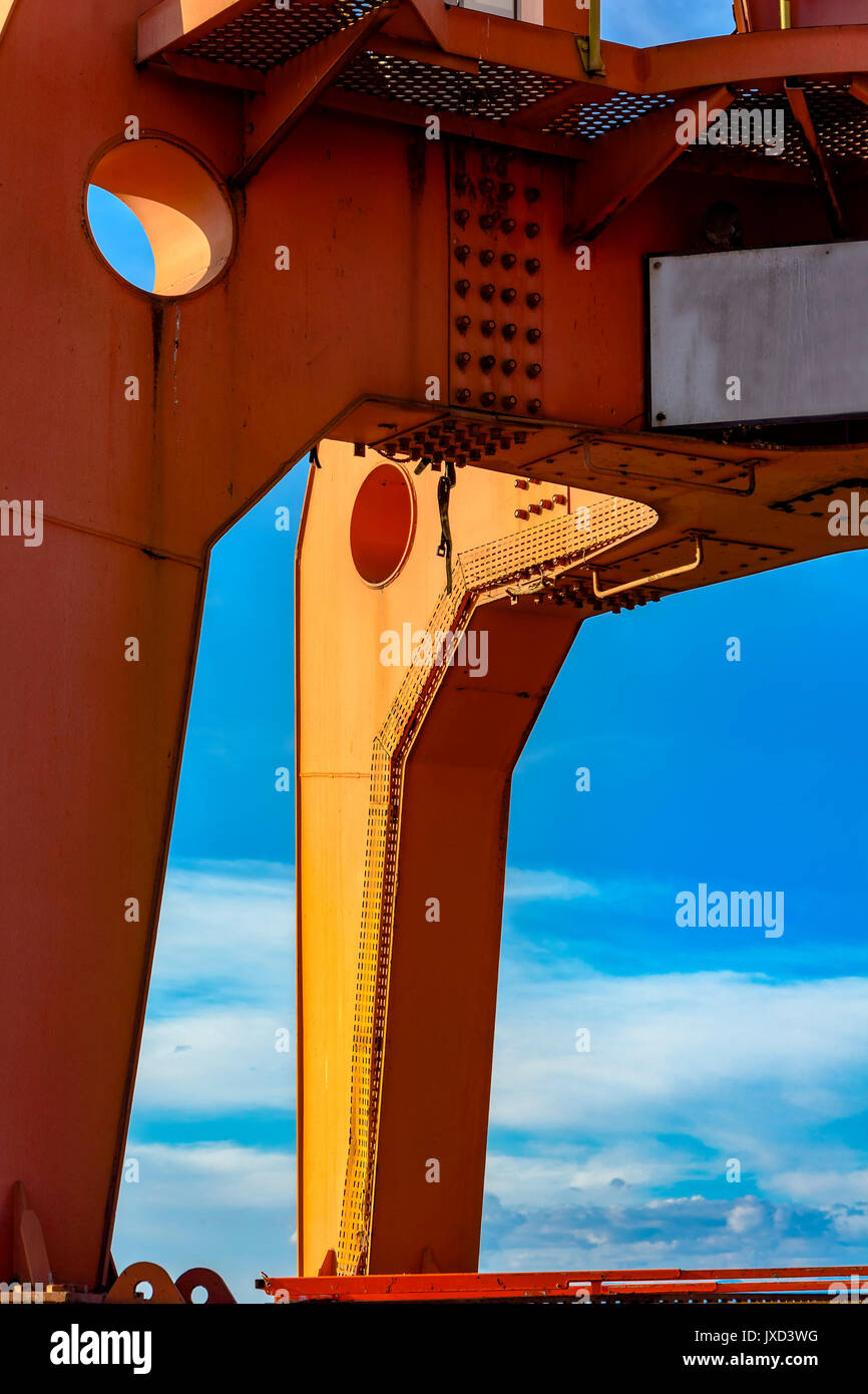 Old cargo hoist hi-res stock photography and images - Alamy