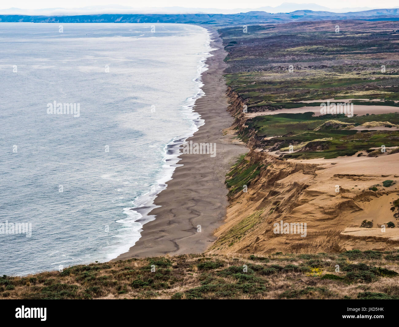 pr reyes beach from pt reyes lighthouse trail, pt reyes national ...