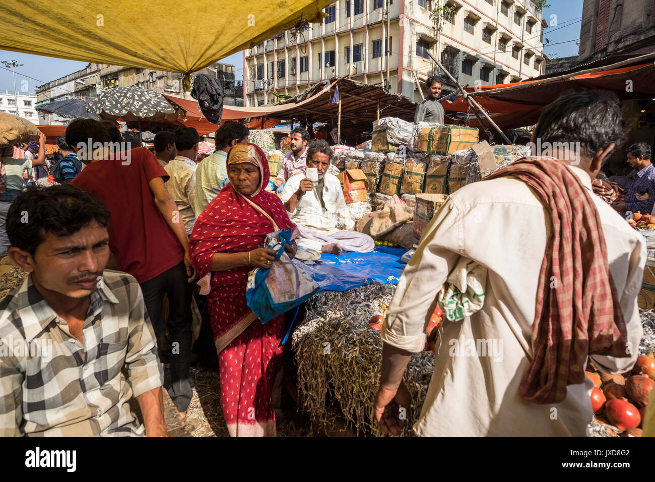 India, West Bengal, Kolkata, fruit market Stock Photo - Alamy