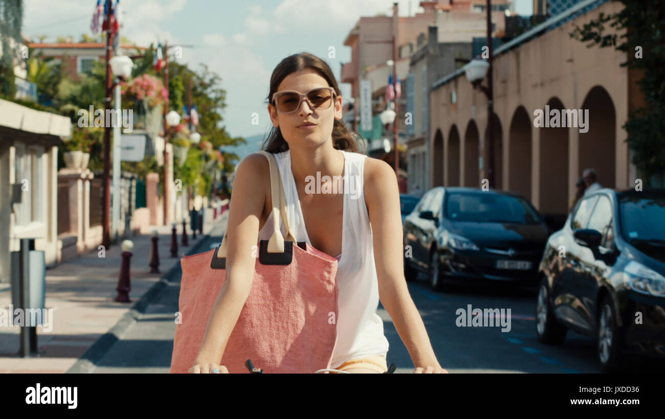 JULY-AUGUST, (aka JUILLET AOUT), Alma Jodorowsky, 2016. © First Run ...