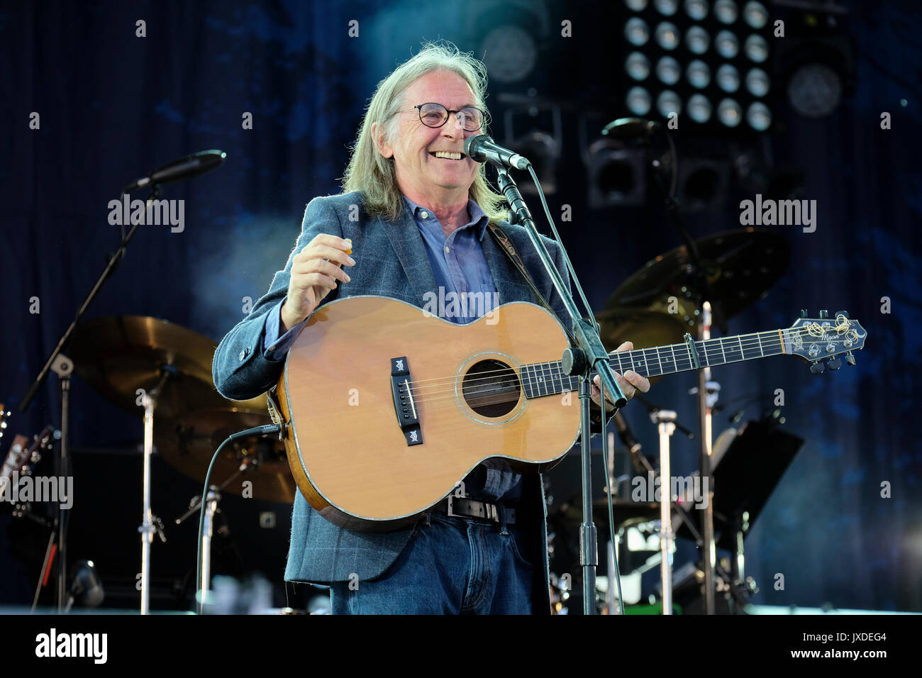 Dougie Maclean performing at the Cropredy Festival, Banbury ...