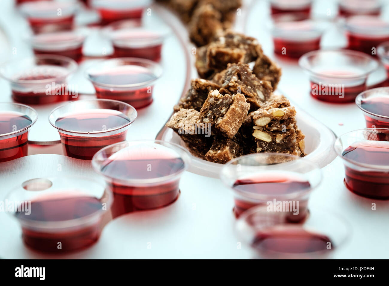 Christian eucharist hi-res stock photography and images - Alamy