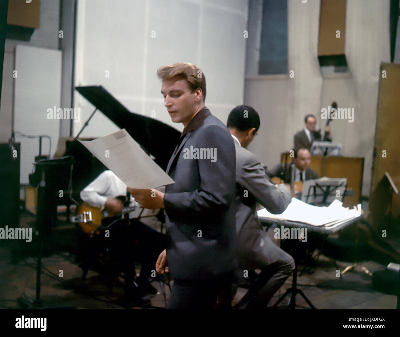 Recording studio 1960s hi-res stock photography and images - Alamy