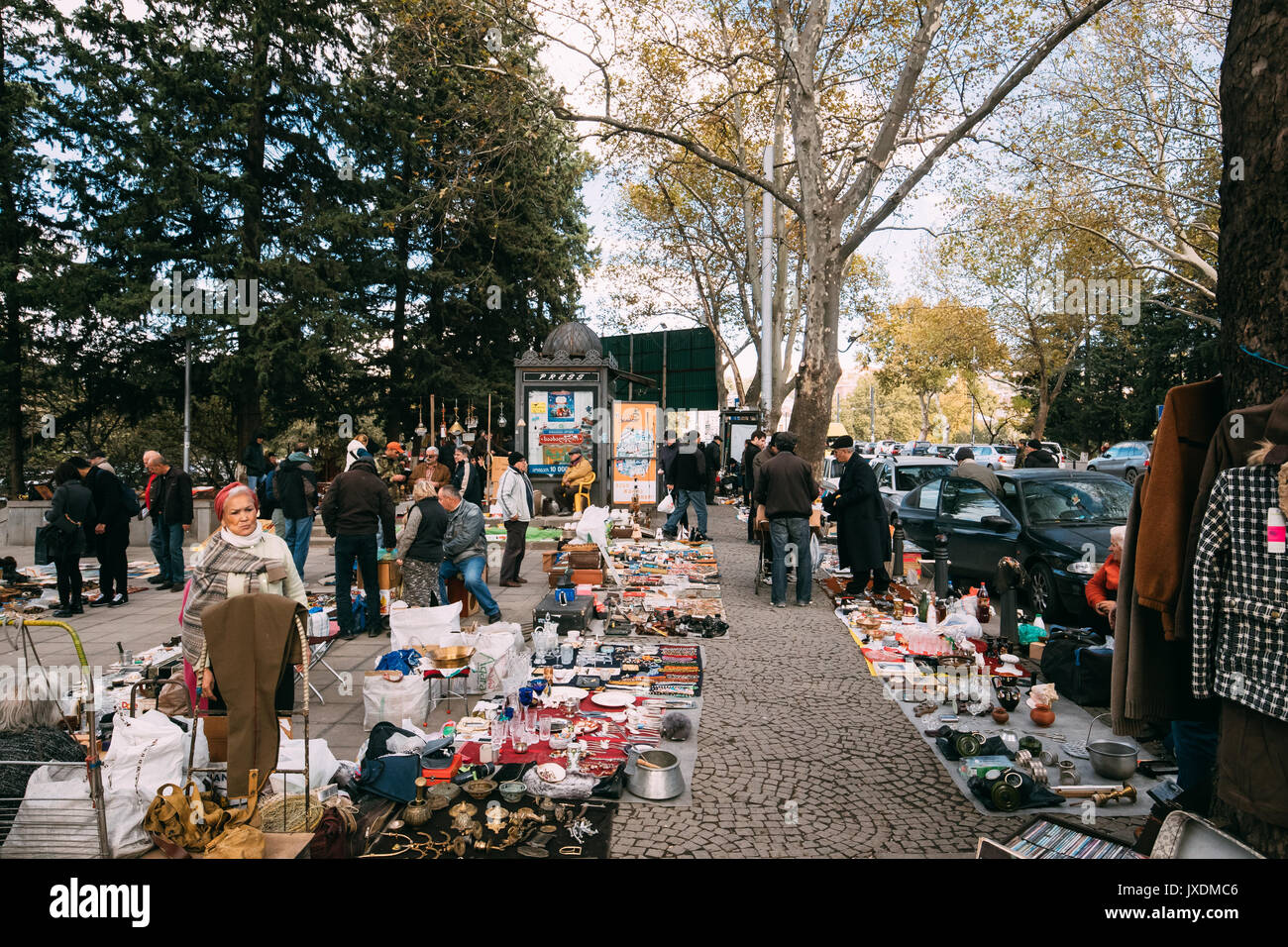Tbilisi, Georgia - October 29, 2016: Shop Flea Market Of Antiques Old ...