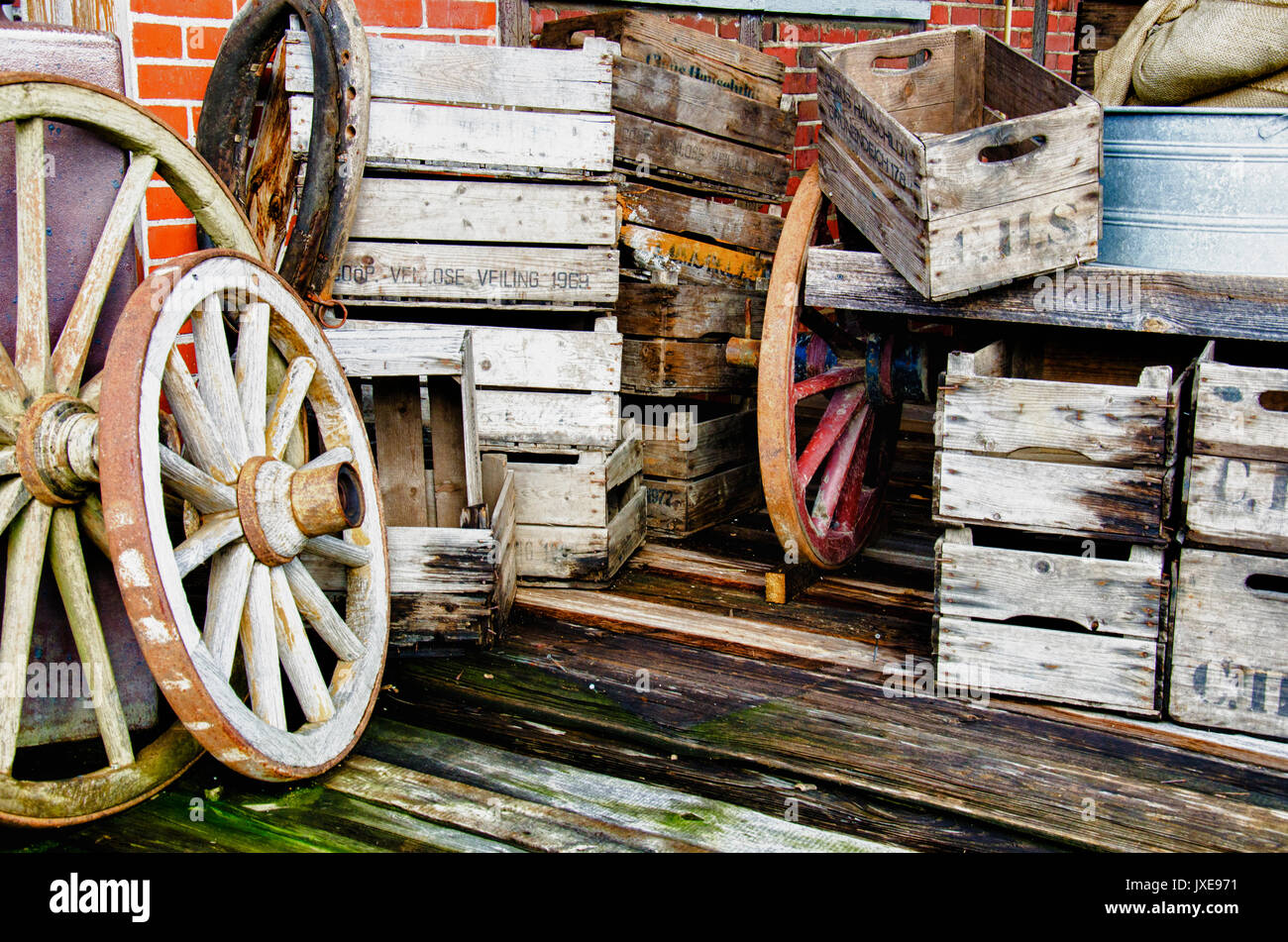 Nostalgia - Old items from the farm - Metal barrel, wooden boxes, fruit ...