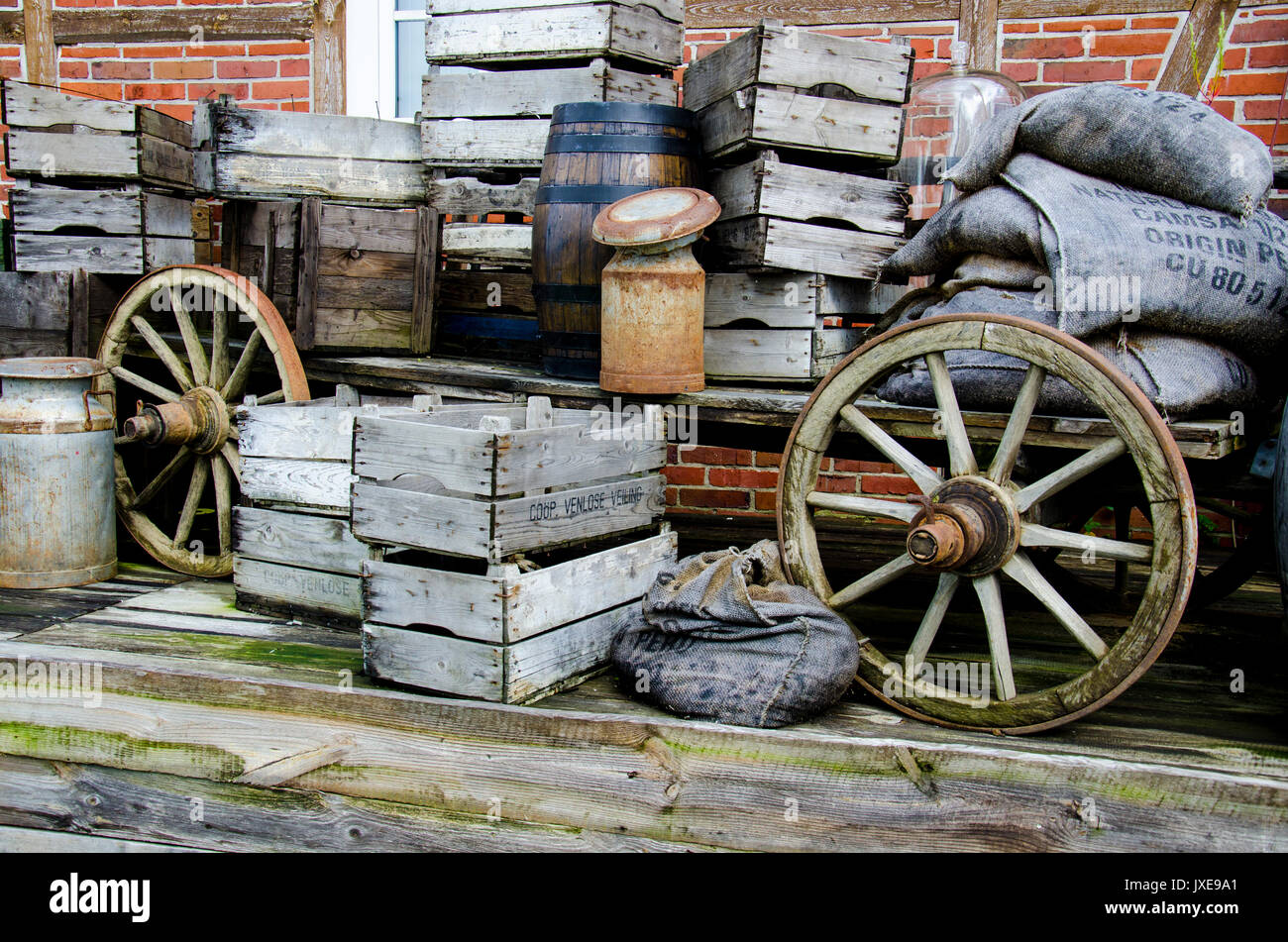 Nostalgia - Old items from the farm - Metal barrel, wooden boxes, fruit ...