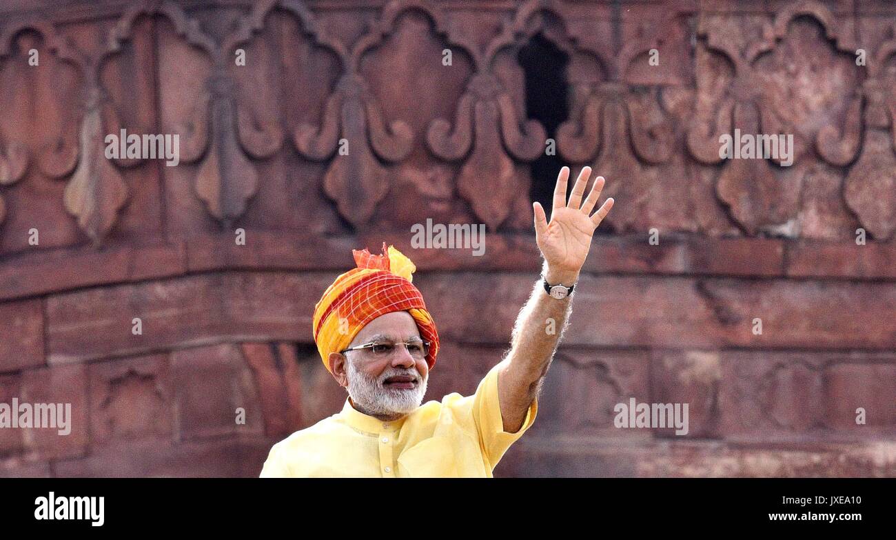 New Delhi, India. 15th Aug, 2017. Prime Minister Narendra Modi, wearing ...