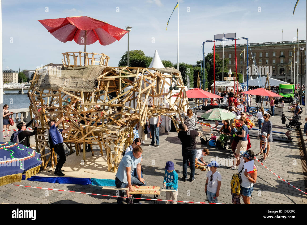 Stockholm, Sweden. 15th Aug, 2017. Local people enjoy Stockholm's ...