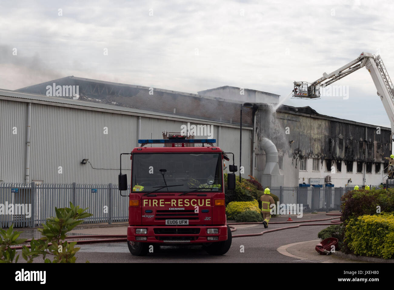 News sea fire hi-res stock photography and images - Alamy