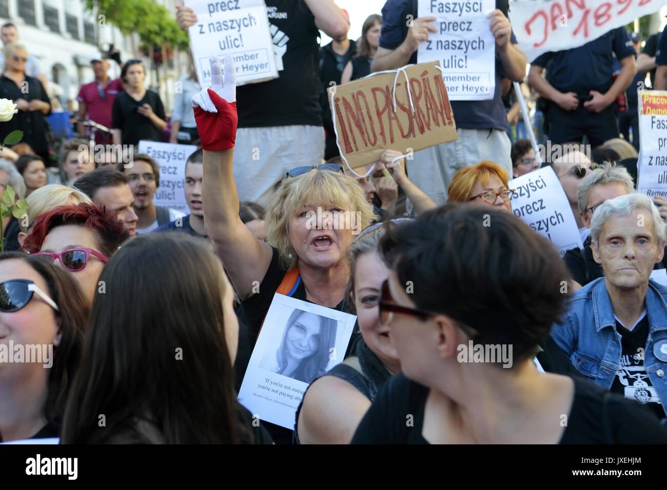 Warsaw, Poland. 15th Aug, 2017. Opponents of ONR (The National Radical ...