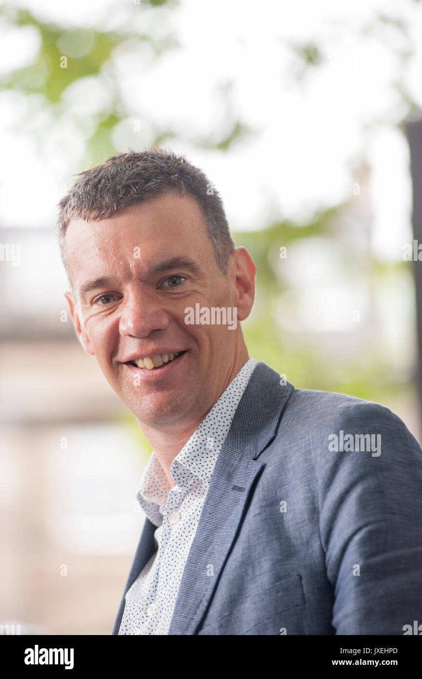 Julian glover writer hi-res stock photography and images - Alamy
