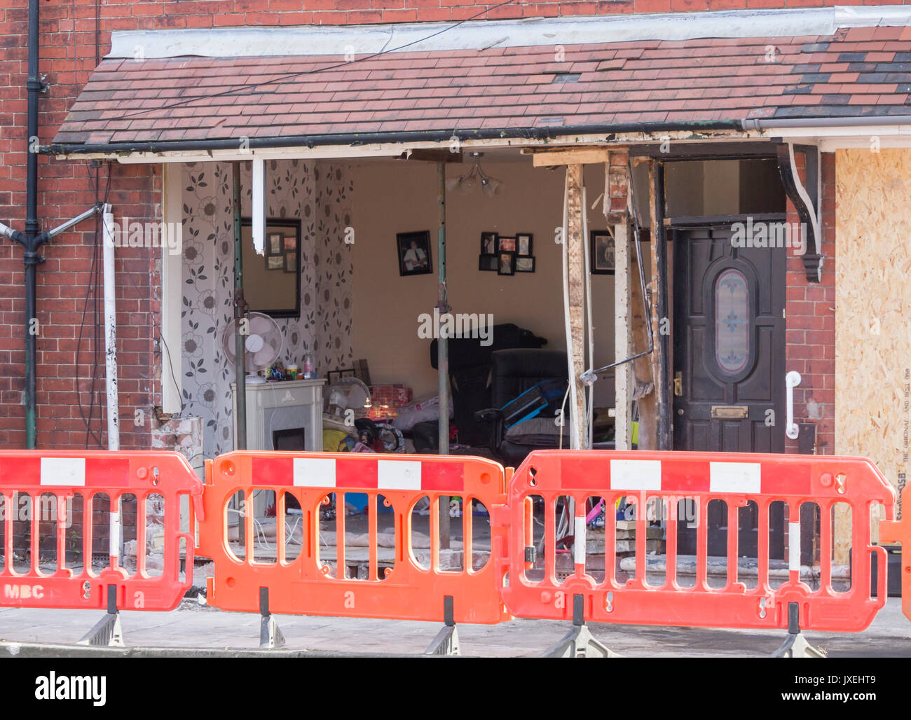 Properties around green hi-res stock photography and images - Alamy