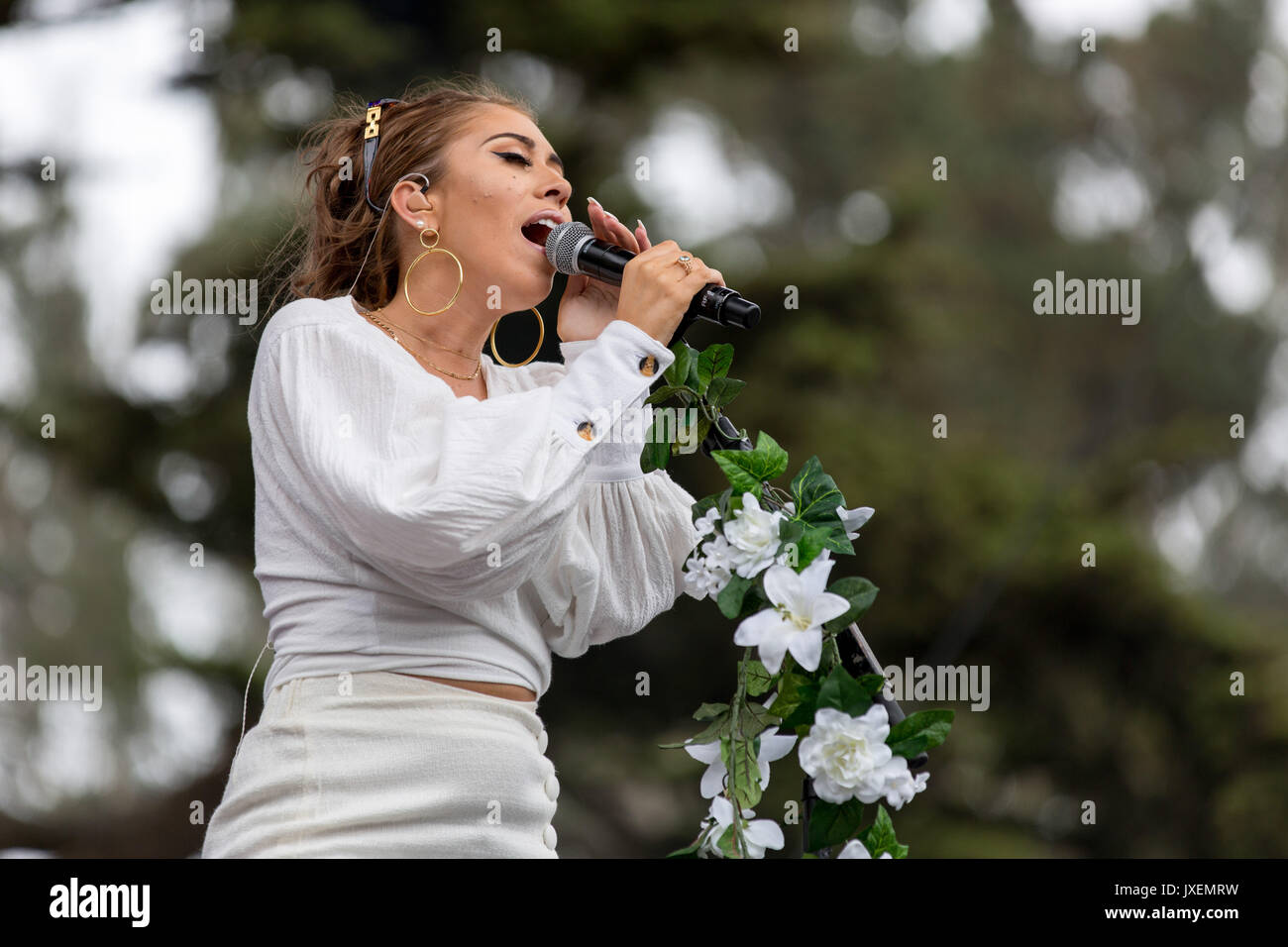 August 11, 2017 - San Francisco, California, U.S - KARLY LOAIZA of Kali ...