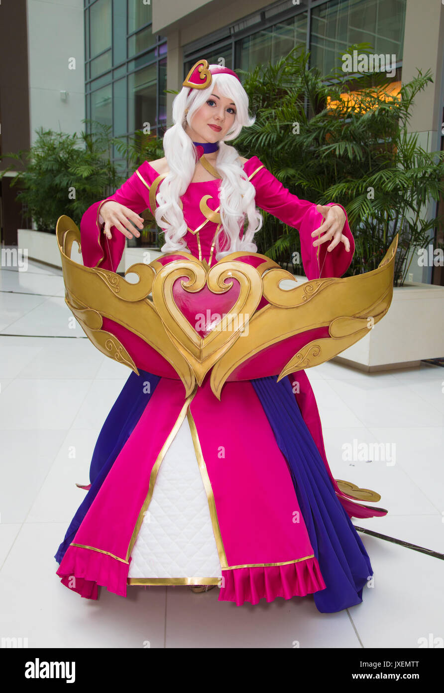 Cosplayer Shannon of Atlanta Ga. as 'Sweetheart Sona' at Otakon 2017 on ...