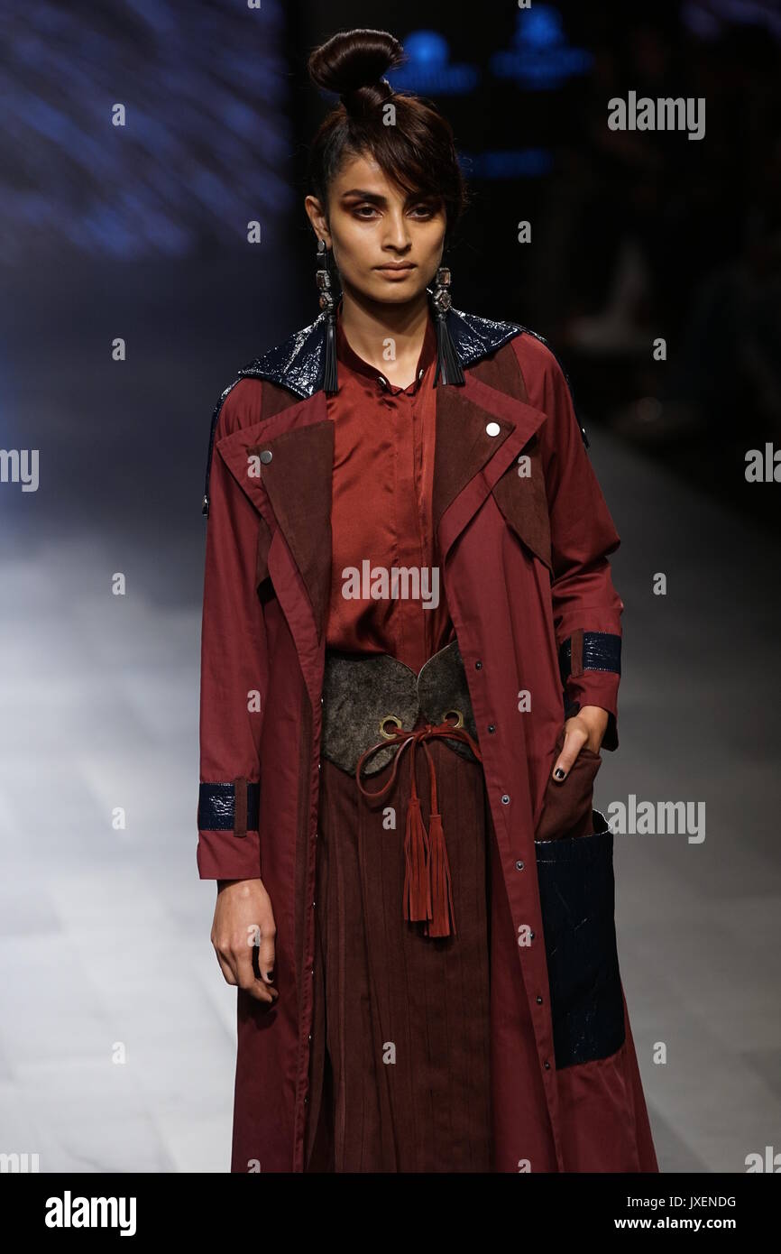 Ramp walk india hi-res stock photography and images - Alamy