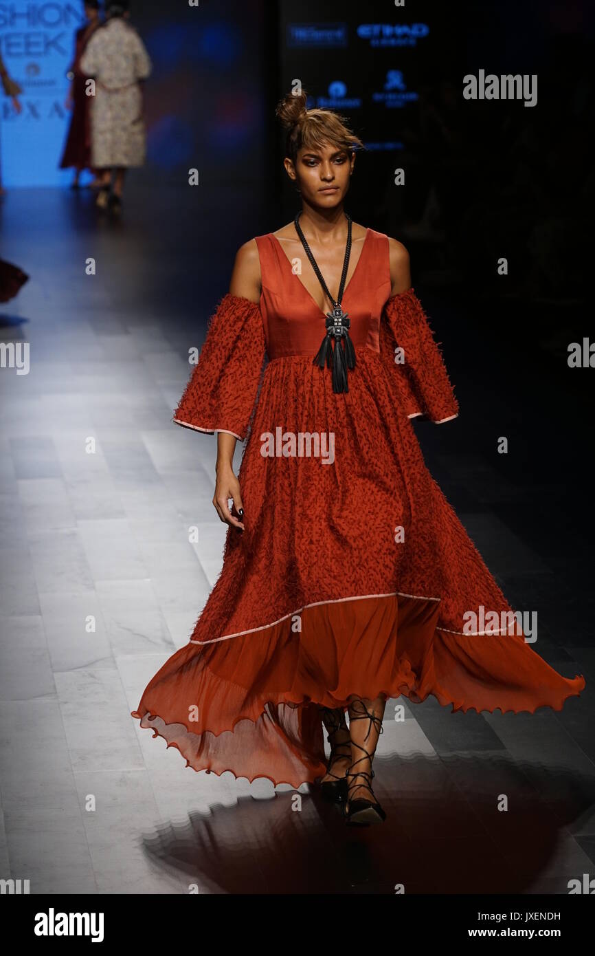 Ramp walk india hi-res stock photography and images - Alamy