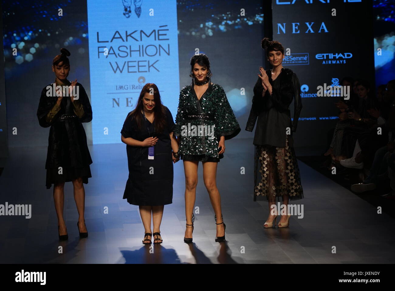 Mumbai, India. 16th Aug, 2017. Model Walk the ramp for designer Sonal ...