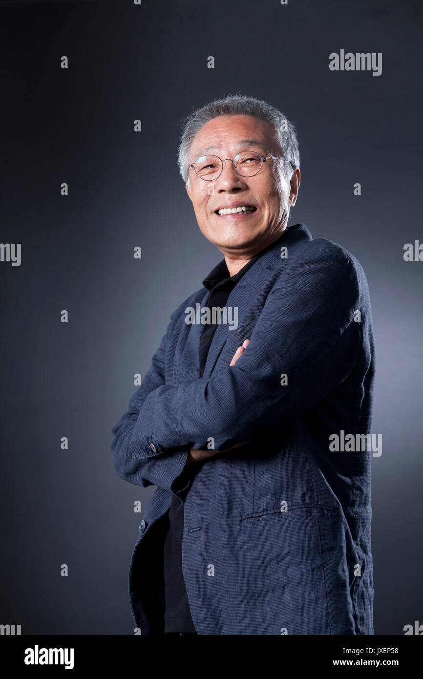 Hwang sok yong hi-res stock photography and images - Alamy