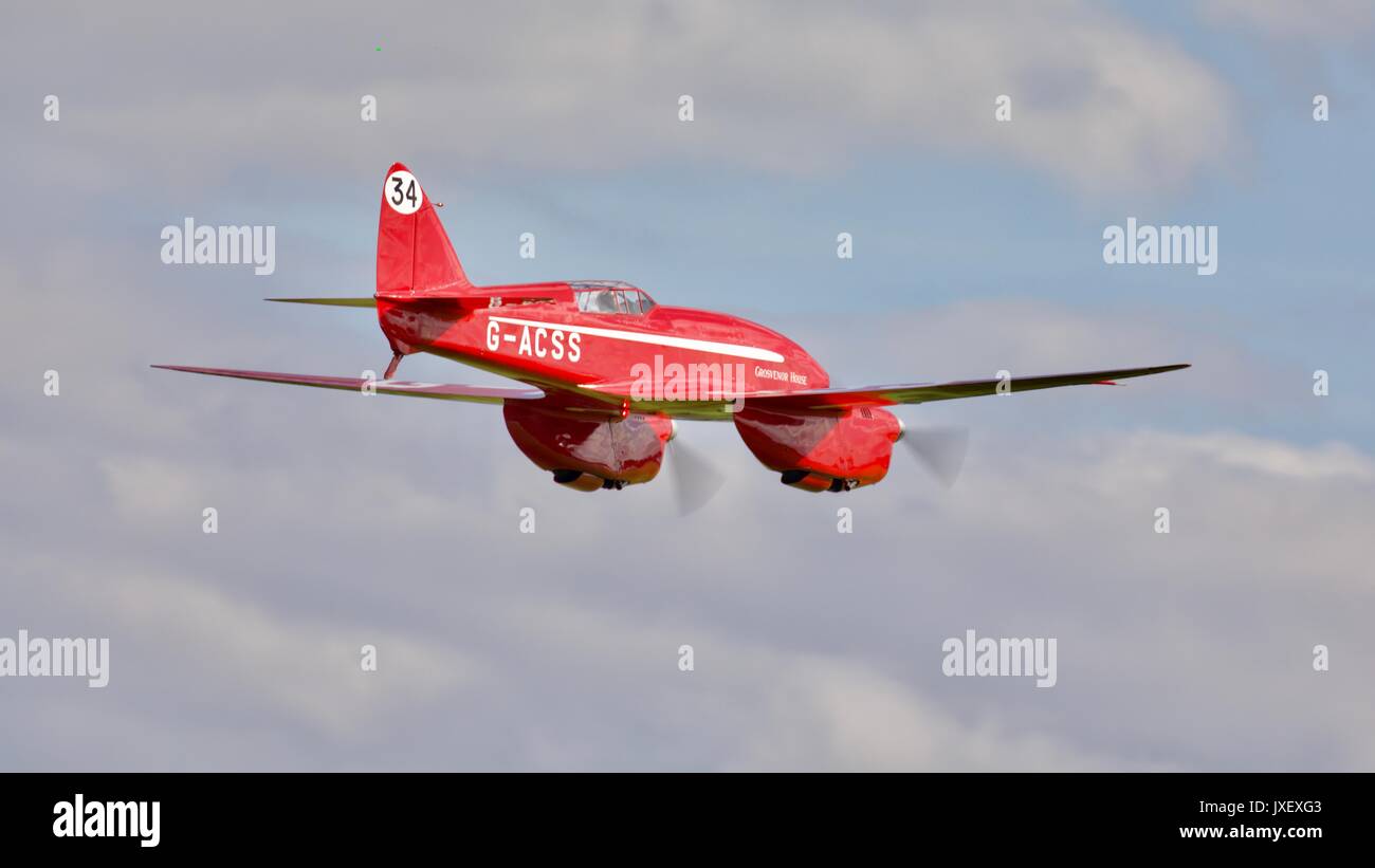 Restored de havilland dh88 comet hi-res stock photography and images ...