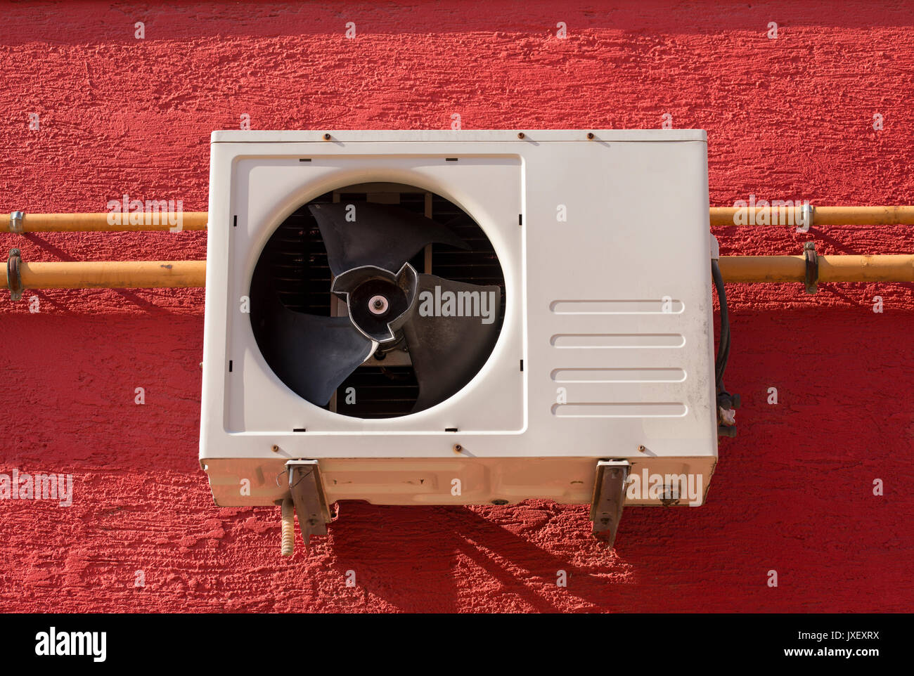 Outside wall mounted air conditioning hi-res stock photography and ...