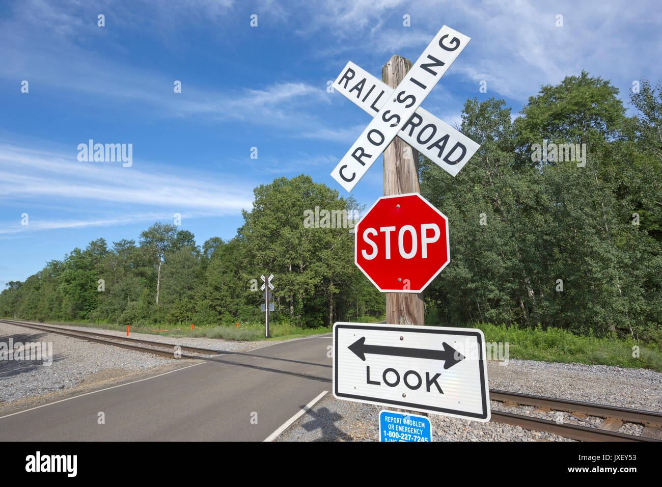 Railroad crossing sign morning hi-res stock photography and images - Alamy