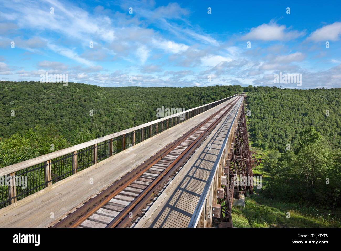 KINZUA VIADUCT SKYWALK MOUNT JEWETT MCKEAN COUNTY PENNSYLVANIA USA ...