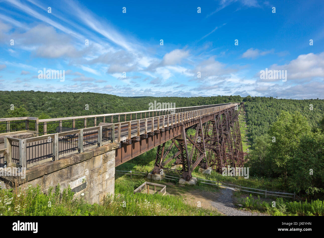 KINZUA VIADUCT SKYWALK MOUNT JEWETT MCKEAN COUNTY PENNSYLVANIA USA ...