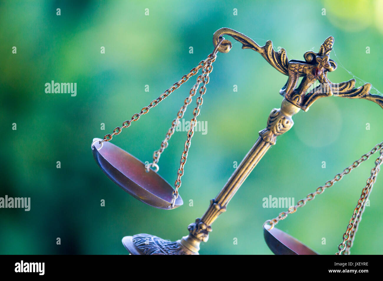 Vintage scales of justice hi-res stock photography and images - Alamy