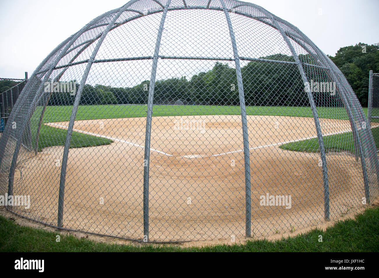 Backstop fence hi-res stock photography and images - Alamy