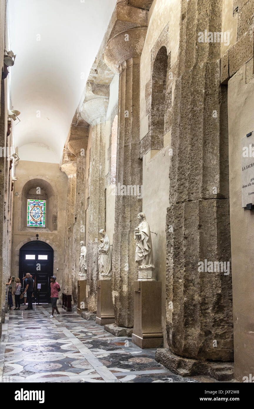 Interior of Syracuse Duomo showing doric columns from the original ...