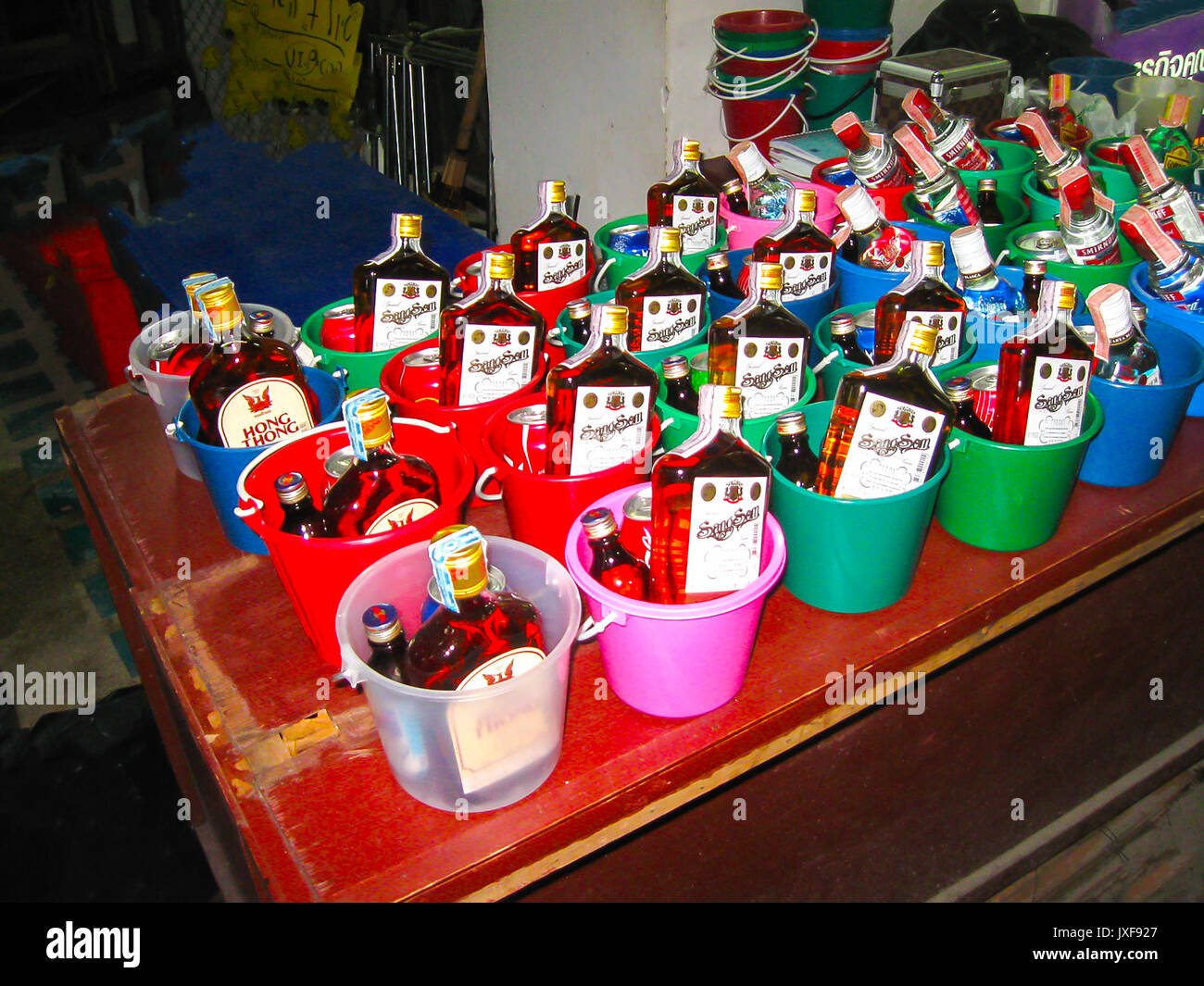 Thailand cocktail bucket hi-res stock photography and images - Alamy