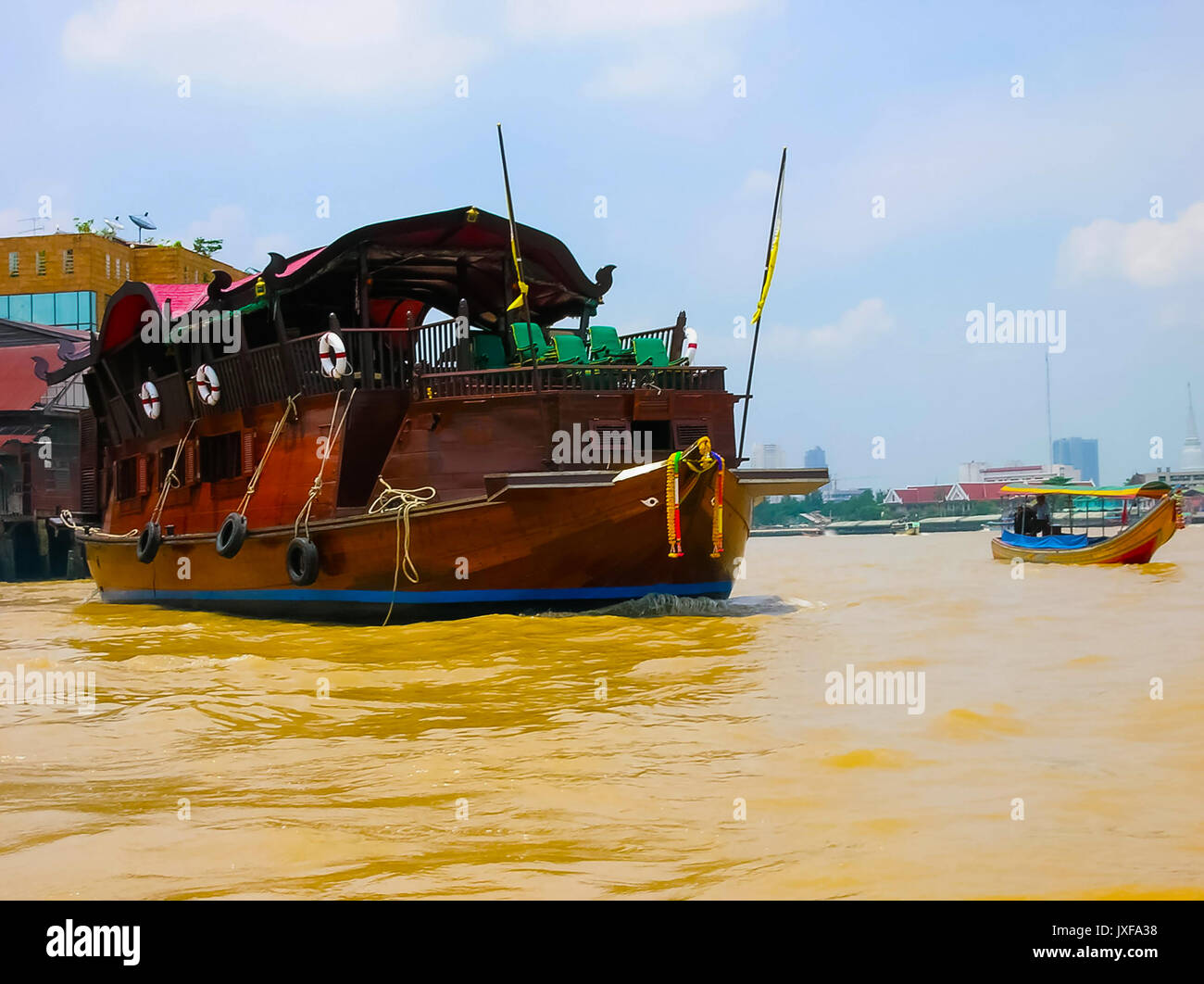 Skyline chao praya river in hi-res stock photography and images - Alamy